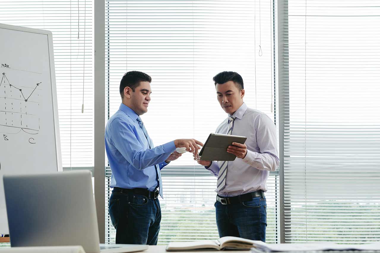 Cara Membangun Kepercayaan (Trust) dalam Organisasi - The Jakarta ...